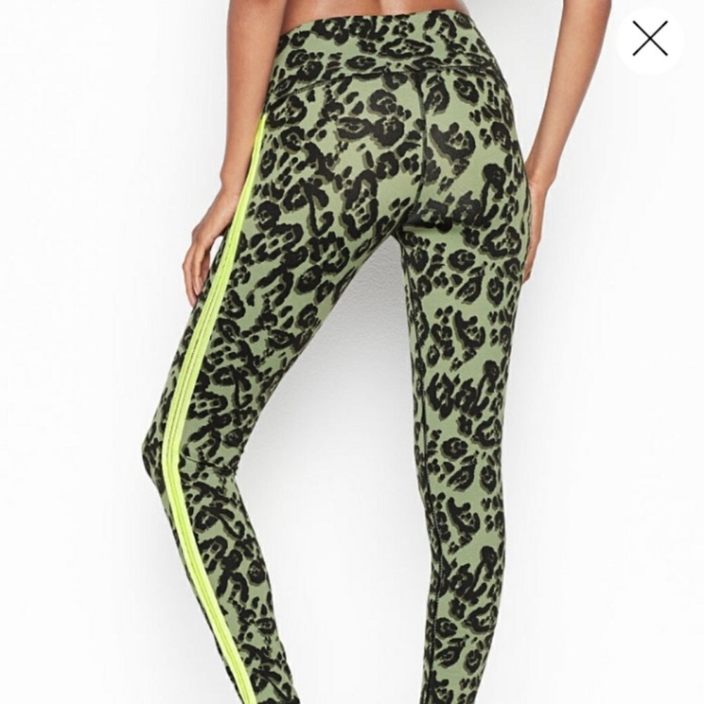 Victoria’s Secret Knockout Wild Ocelot No Stripe - Gem